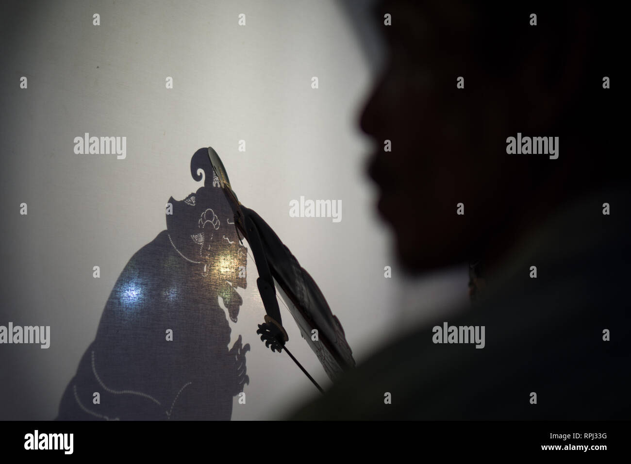 Master of puppets hi-res stock photography and images - Alamy