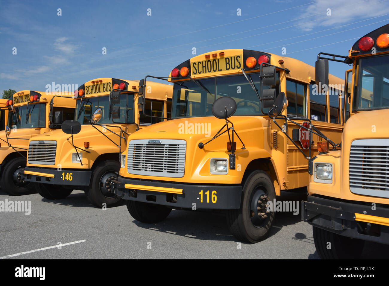 Bus lineup hi-res stock photography and images - Alamy