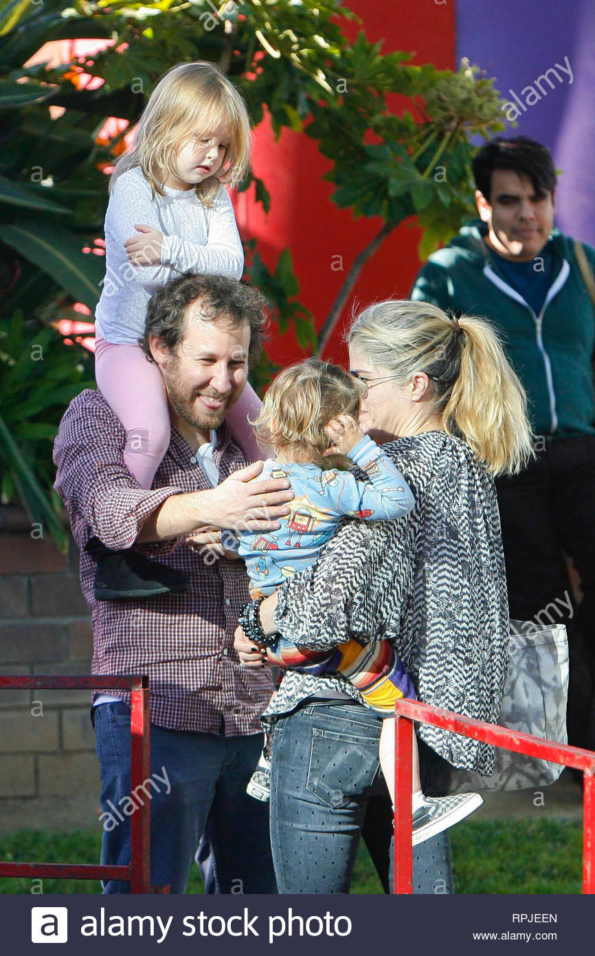 Ben Lee And Ione Skye Stock Photos & Ben Lee And Ione Skye Stock Images ...