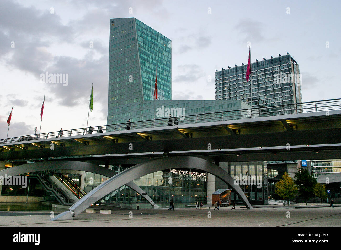 Euralille, a new district in Lille, Nord, France Stock Photo - Alamy