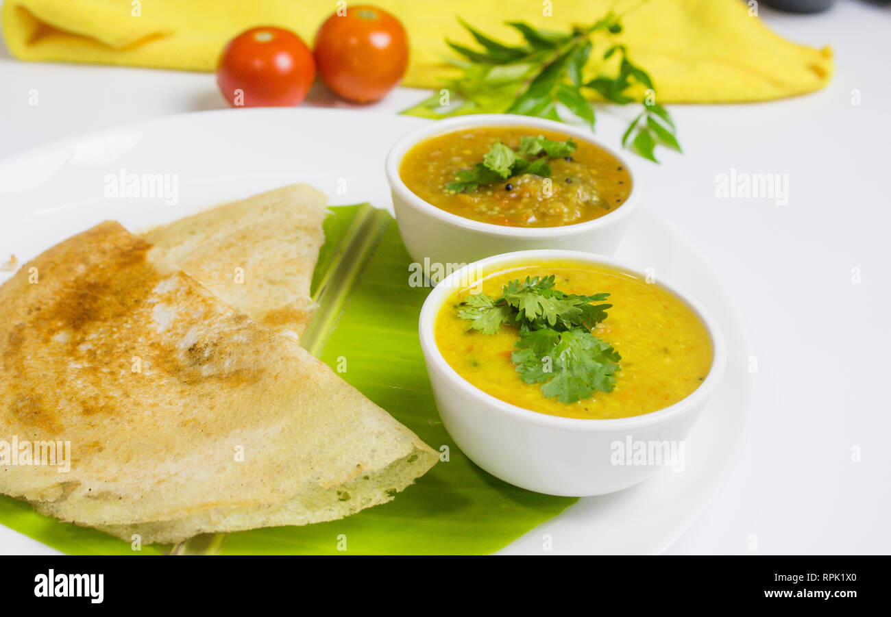 Idli dosa hi-res stock photography and images - Alamy