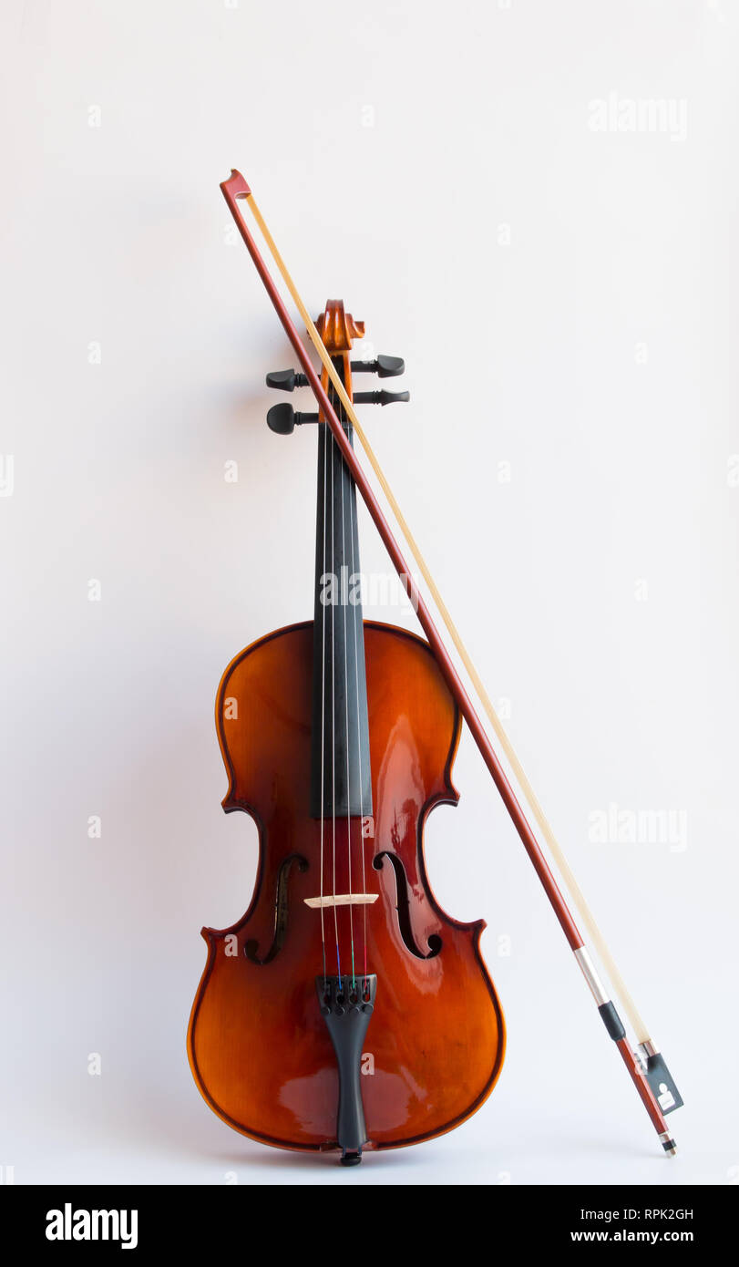 Fiddle violin viola guitar hi-res stock photography and images - Alamy