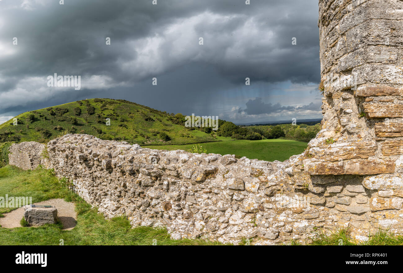 The ruins of Corfe Castle, Dorset, England, United Kingdom Stock Photo ...