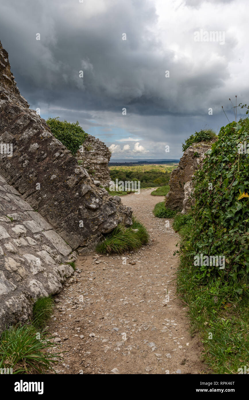 The ruins of Corfe Castle, Dorset, England, United Kingdom Stock Photo ...