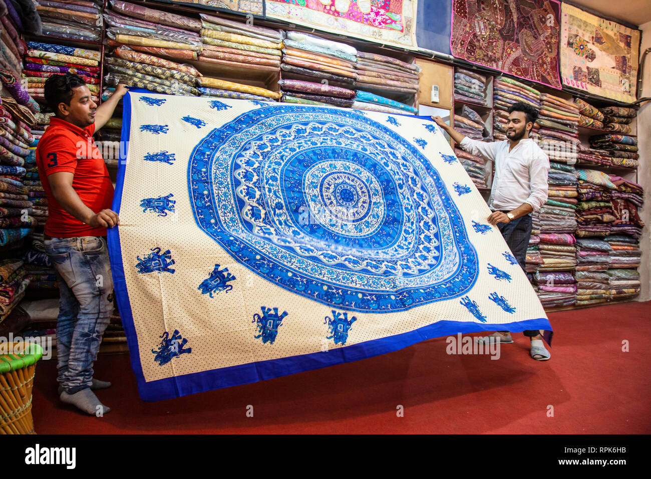 Textile factory owner asia hi-res stock photography and images - Alamy