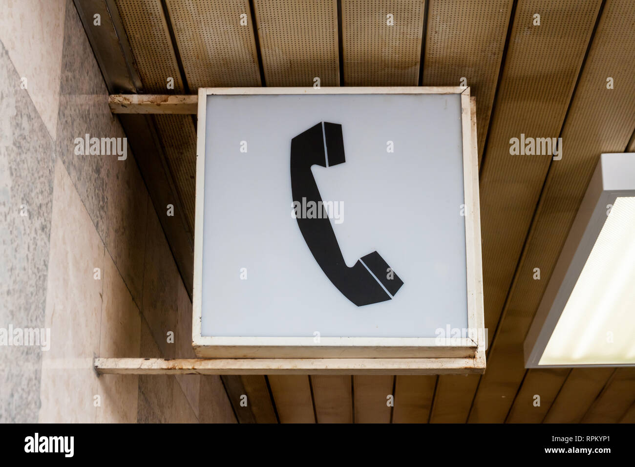 Telephone icon vector hi-res stock photography and images - Alamy