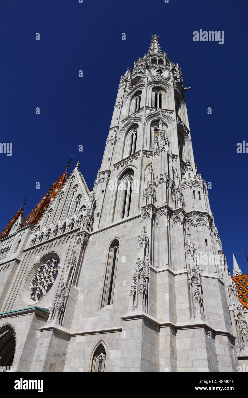 Matthias church hungarian matyas hi-res stock photography and images ...
