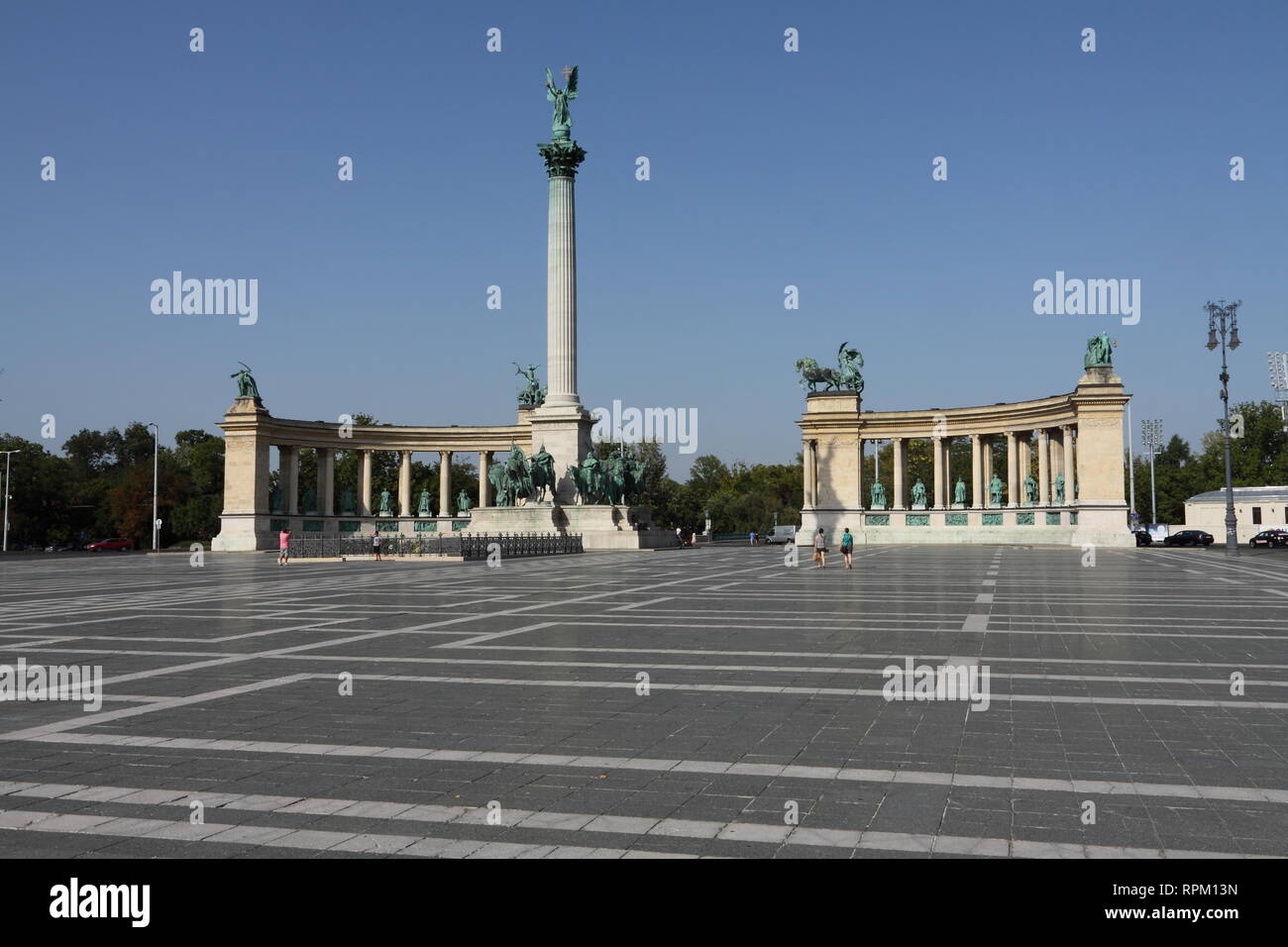 Square heldenplatz hi-res stock photography and images - Alamy