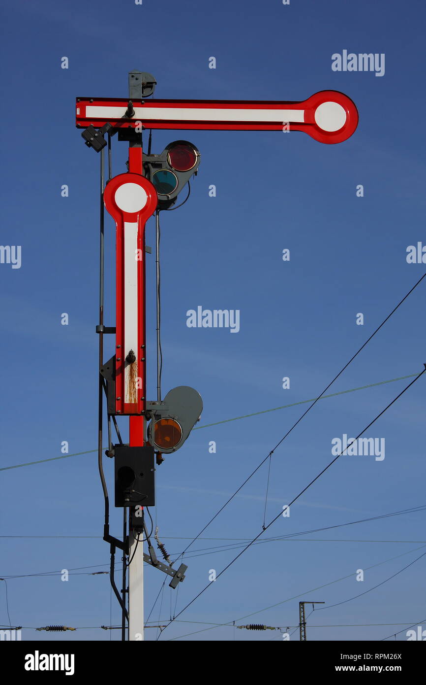 German train signal hi-res stock photography and images - Alamy