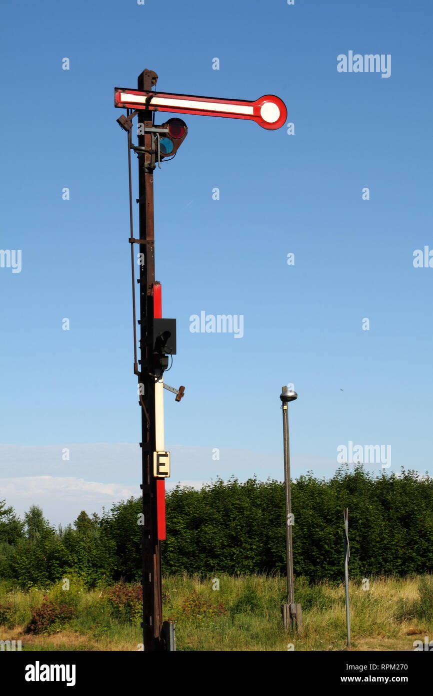 Formsignal hi-res stock photography and images - Alamy