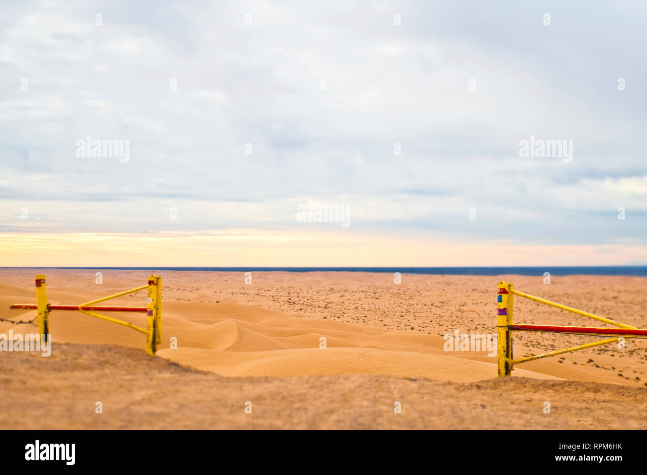 Open gates us hi-res stock photography and images - Alamy