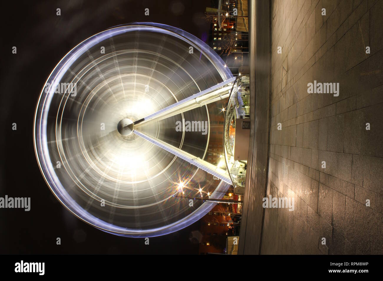Wheel of Liverpool at night Stock Photo - Alamy