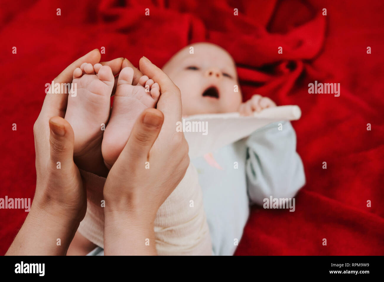 Closeup On Small Feet Of A Newborn Baby Stock Photo Alamy closeup-on-small-feet-of-a-newborn-baby-stock-photo-alamy
