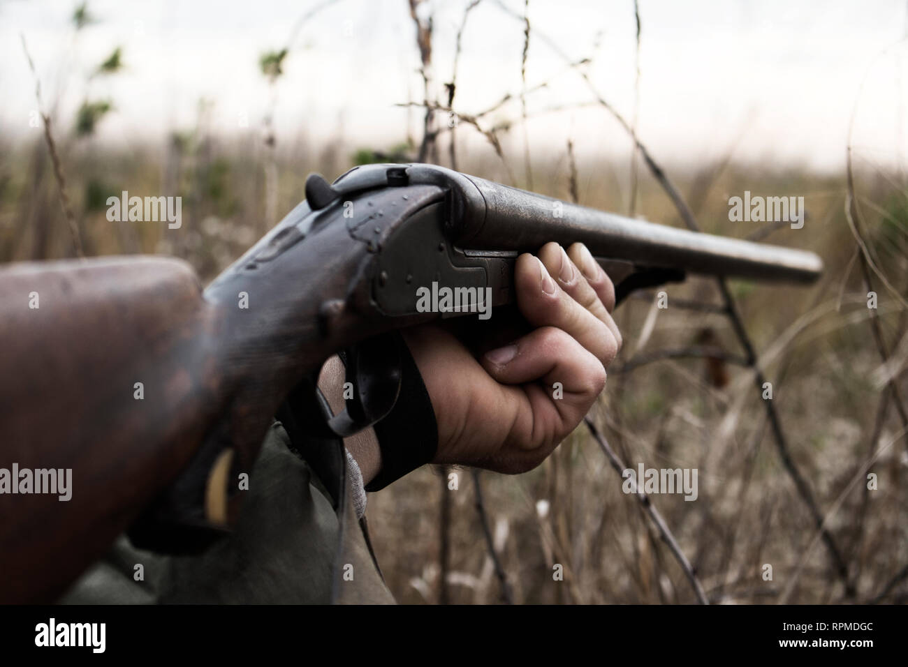 Gun waiting horizontal hi-res stock photography and images - Alamy