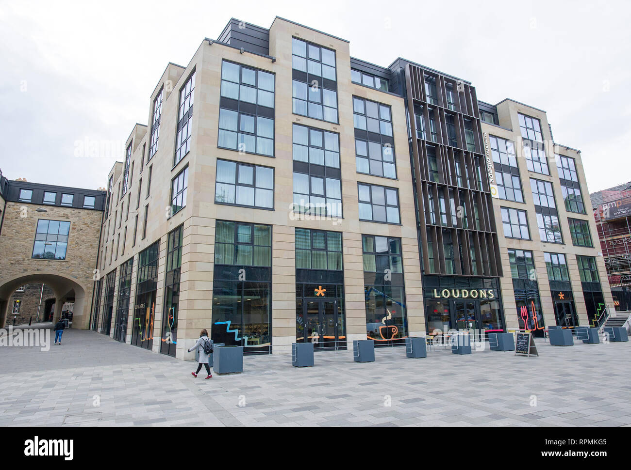 Waverley gate hi-res stock photography and images - Alamy