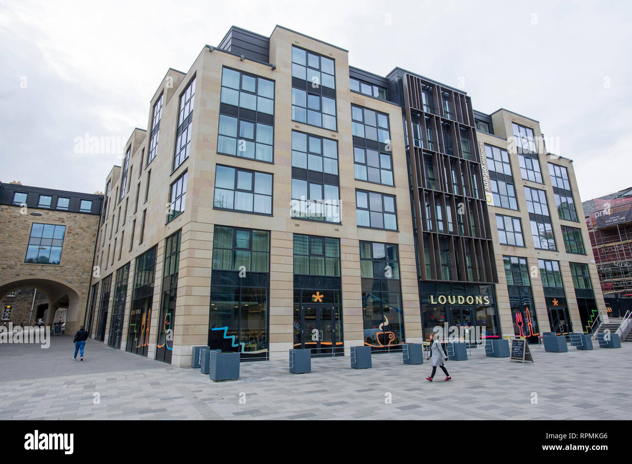 Edinburgh waverley gate hi-res stock photography and images - Alamy