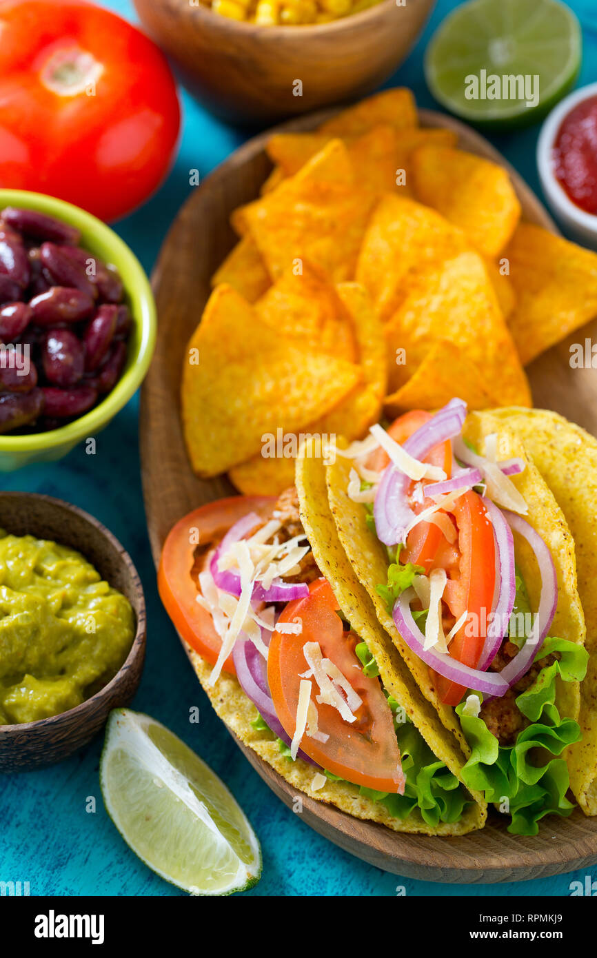 plate of tacos Stock Photo - Alamy