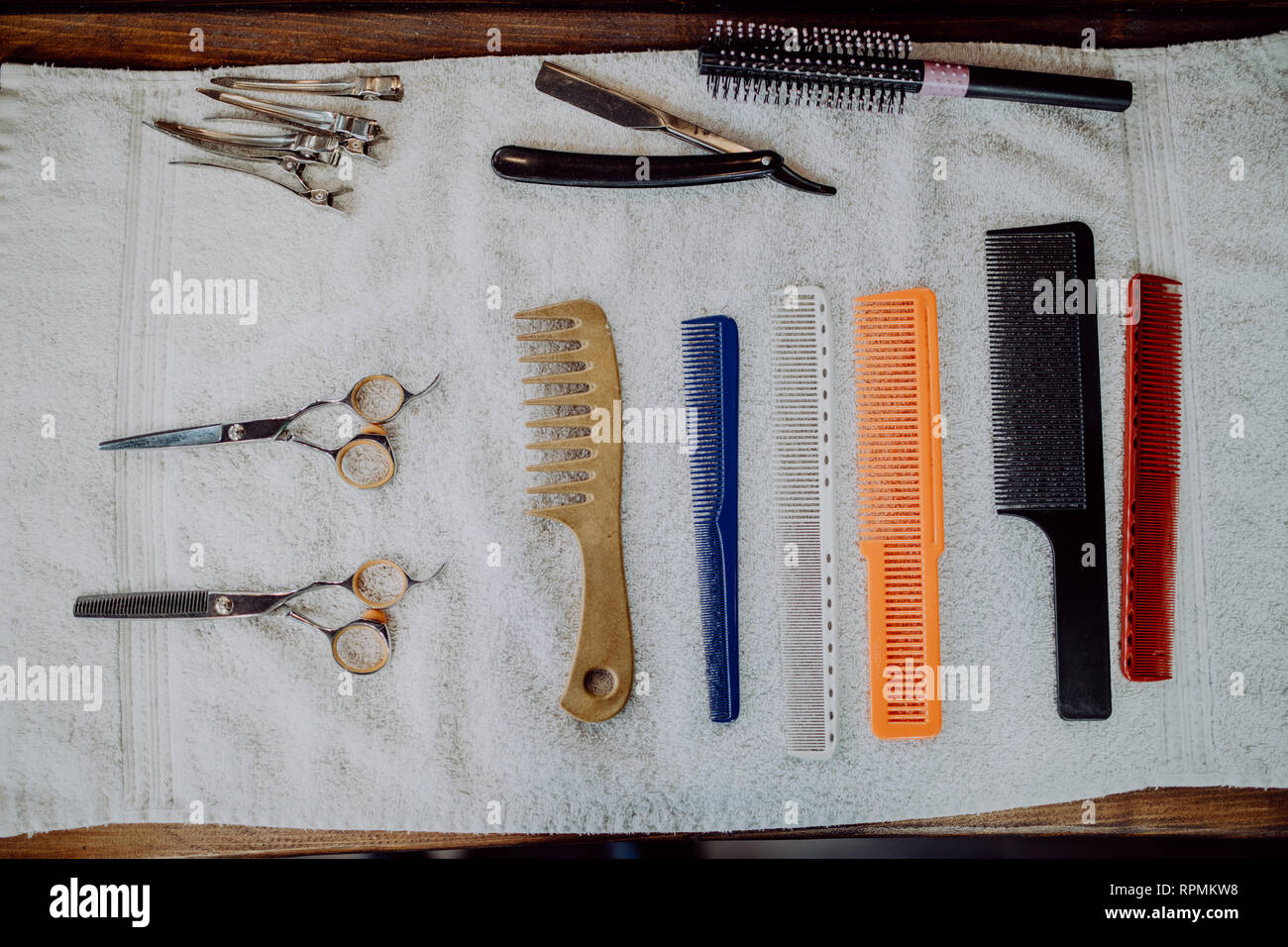 Vintage tools of barber shop on wooden background Stock Photo - Alamy