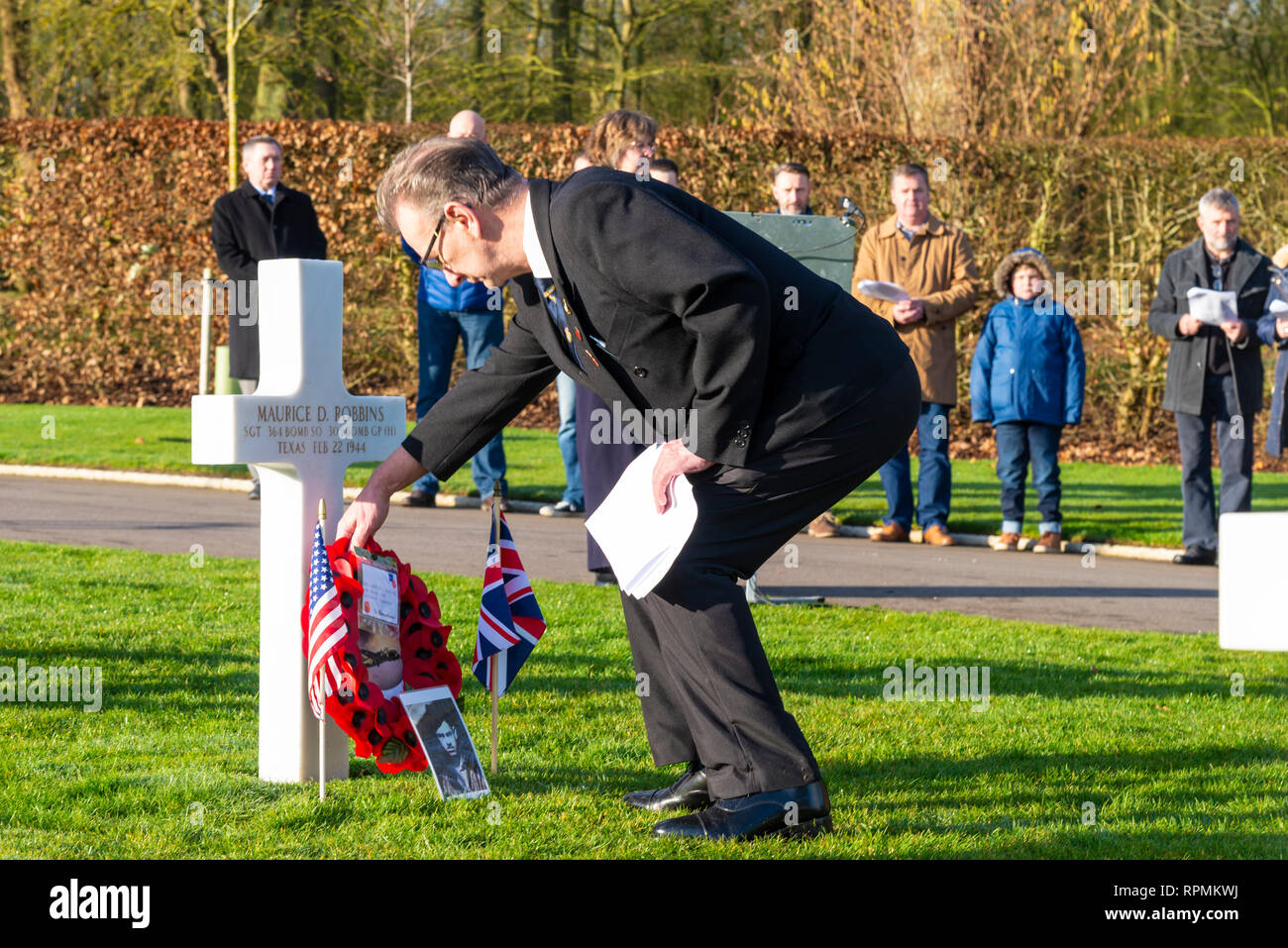 Air crew graves hi-res stock photography and images - Alamy