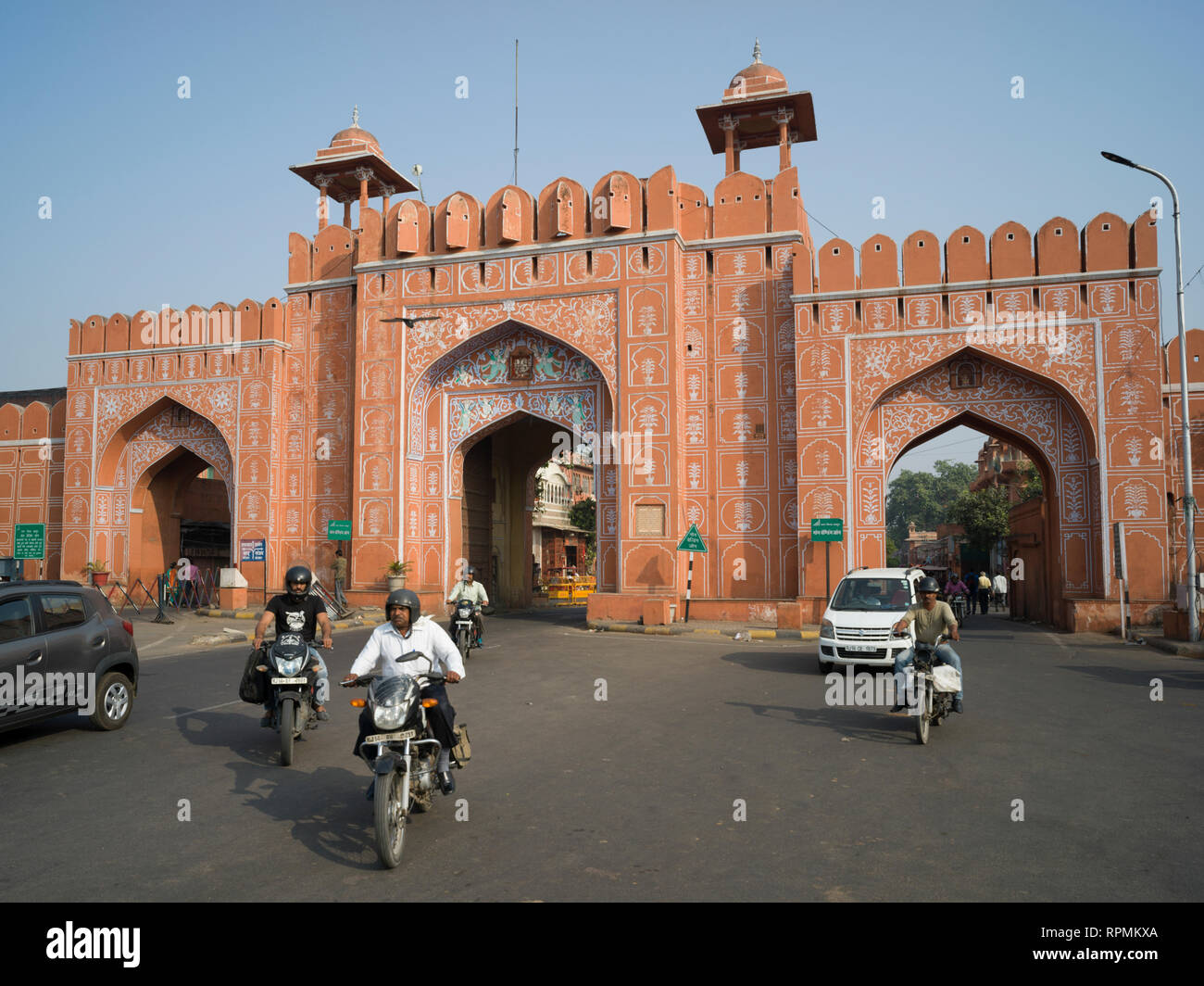 Ajmeri gate hi-res stock photography and images - Alamy