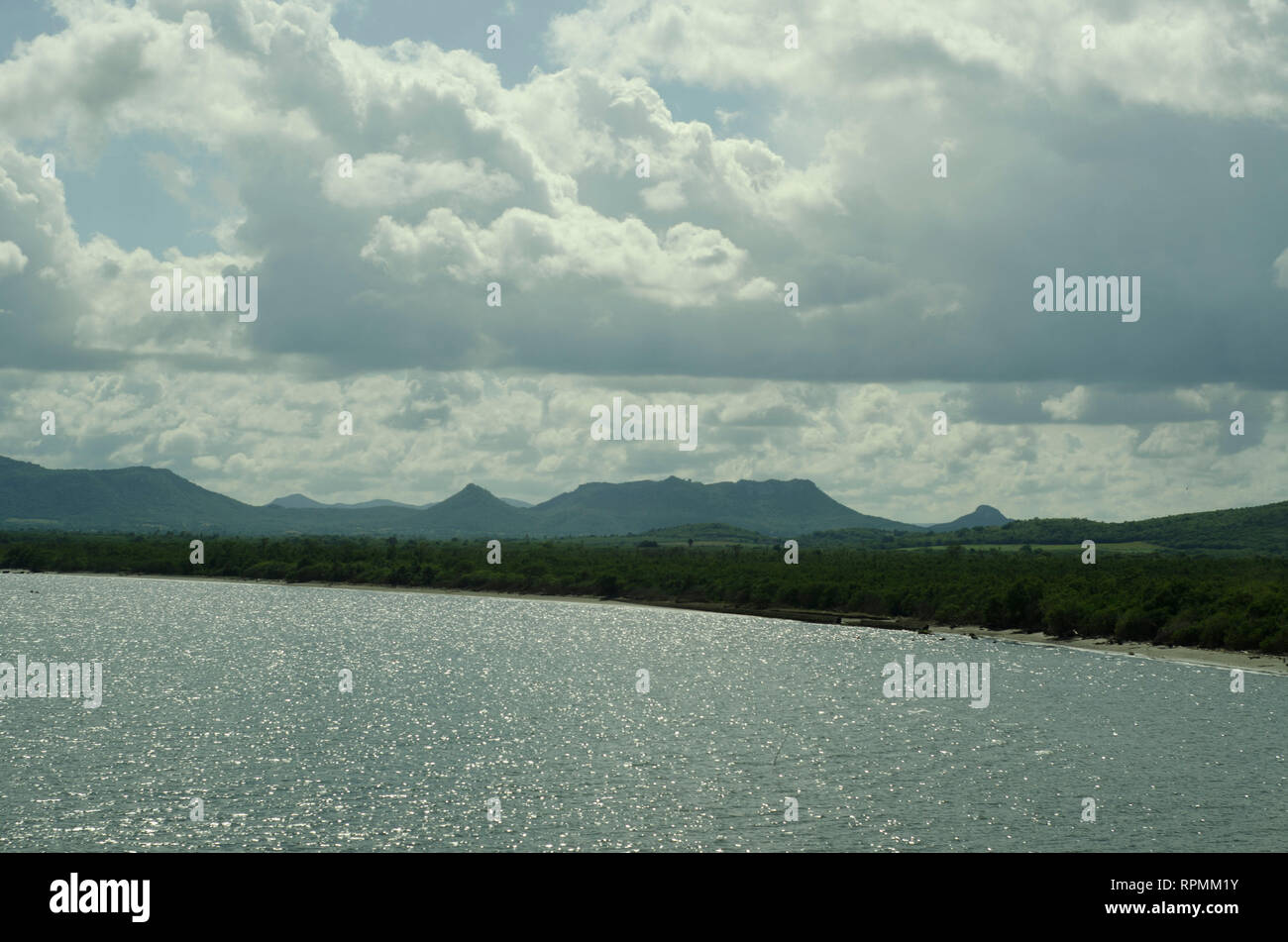 Cuban landscape hi-res stock photography and images - Alamy