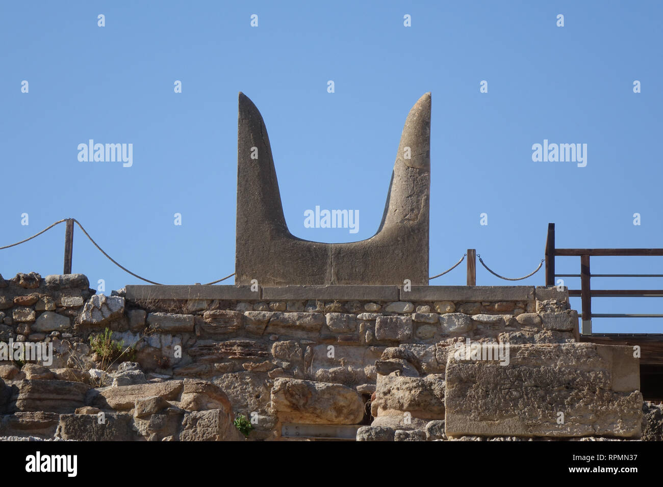 Knossos, Crete. Horn of Consecration Stock Photo - Alamy