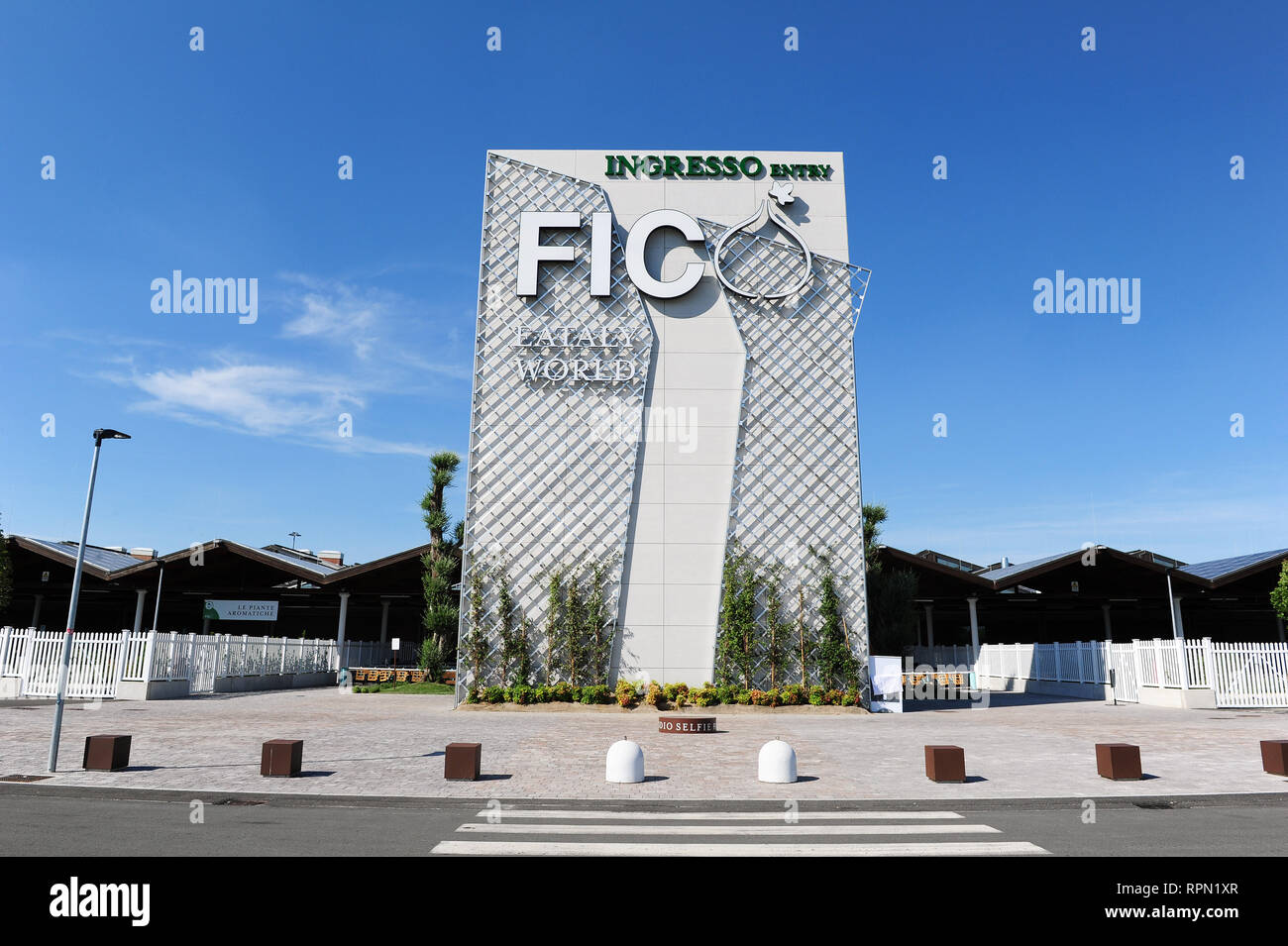 Eataly hi-res stock photography and images - Alamy