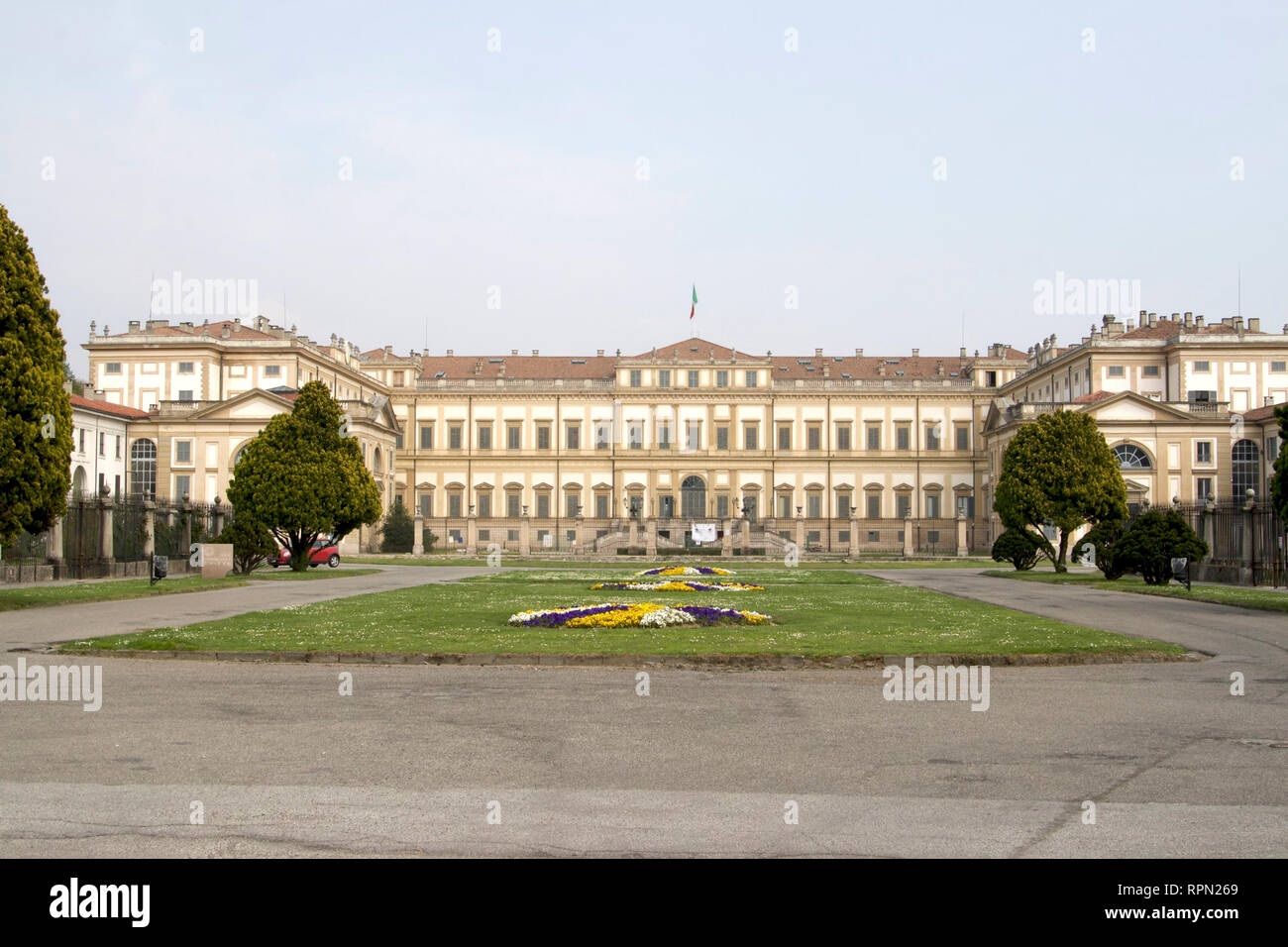 Monza architecture building hi-res stock photography and images - Alamy