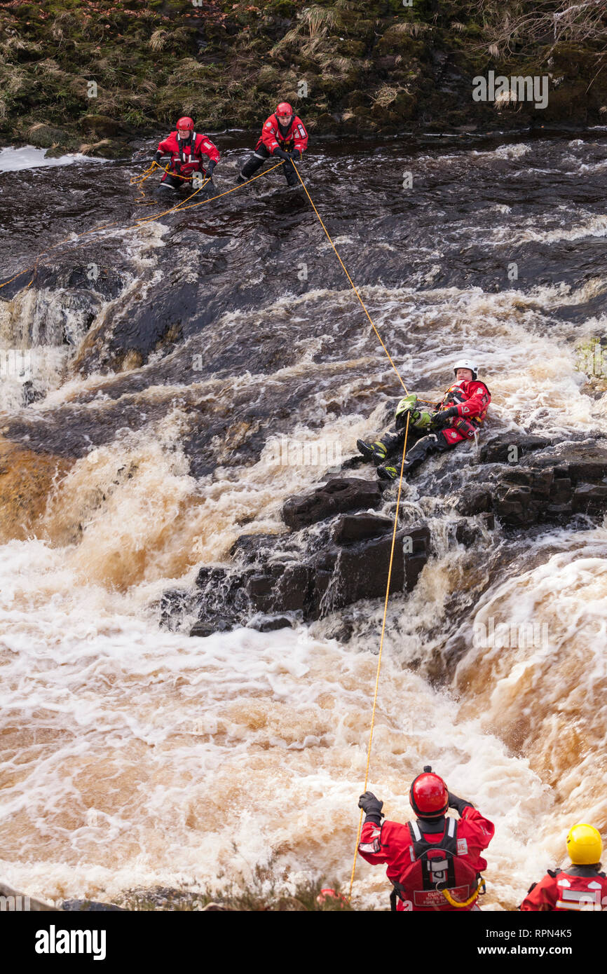Durham and Darlington Fire and Rescue teams on a water rescue training ...