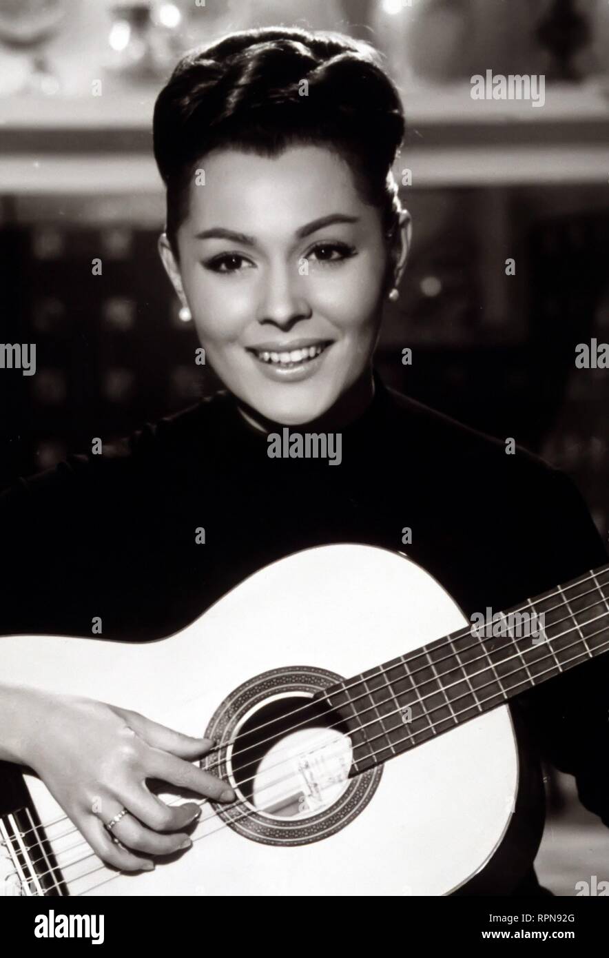 PAQUITA RICO ACTRIZ Y CANTANTE ESPAÑOLA . SEVILLA 1930 Stock Photo - Alamy
