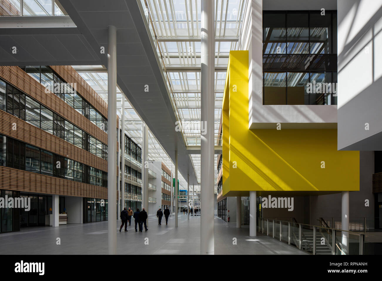 Sunlit interior hi-res stock photography and images - Alamy