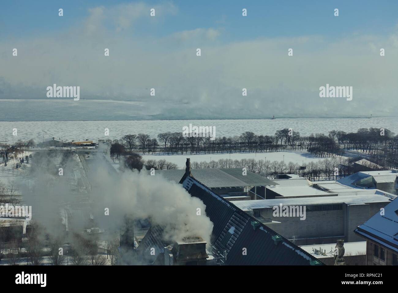 CHICAGO, IL - 30 JAN 2019- View of the frozen Lake Michigan covered ...