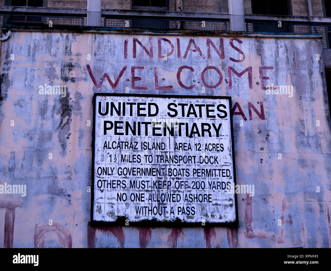 Alcatraz prison sign hi-res stock photography and images - Alamy