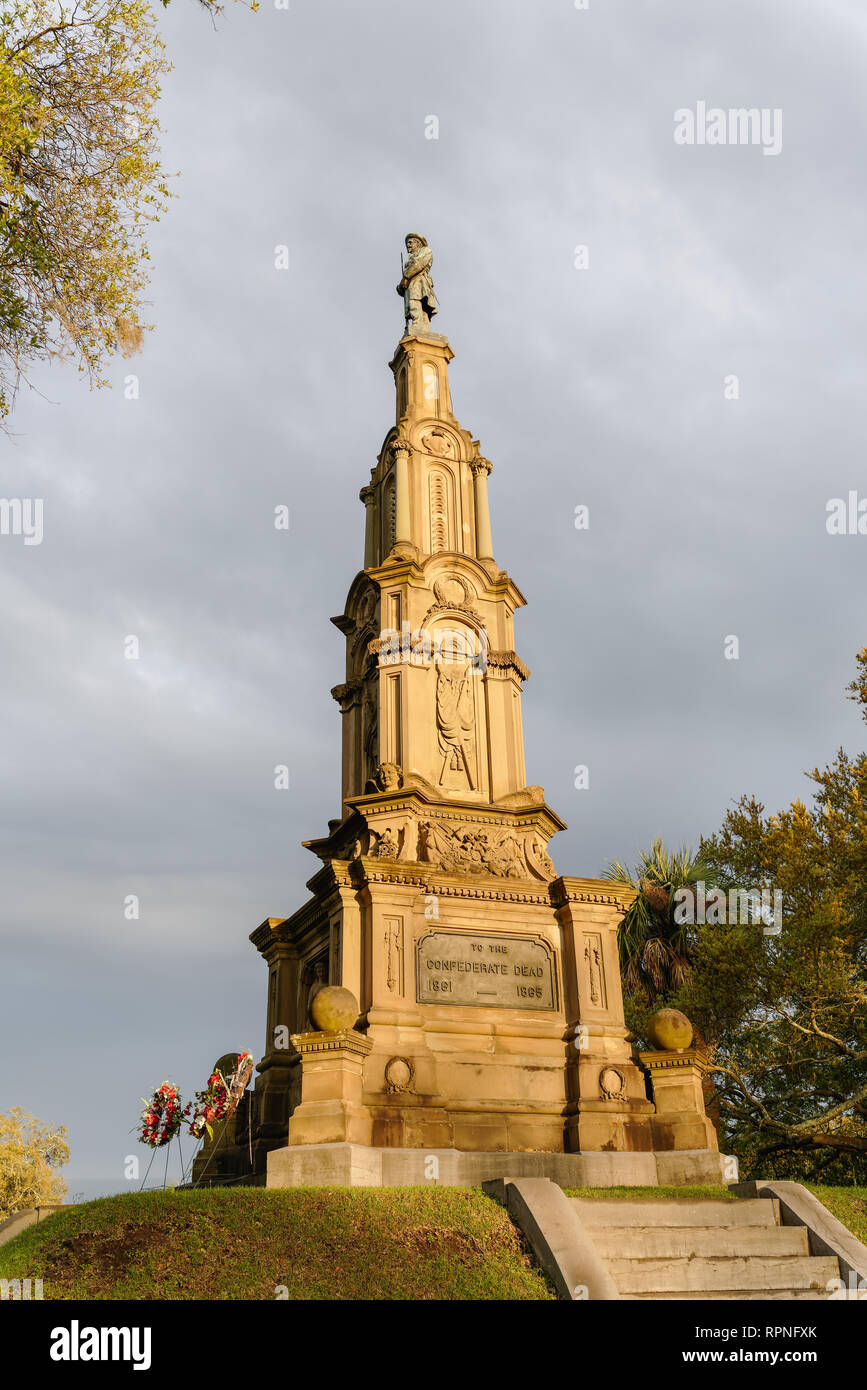 Confederate war memorial hi-res stock photography and images - Alamy