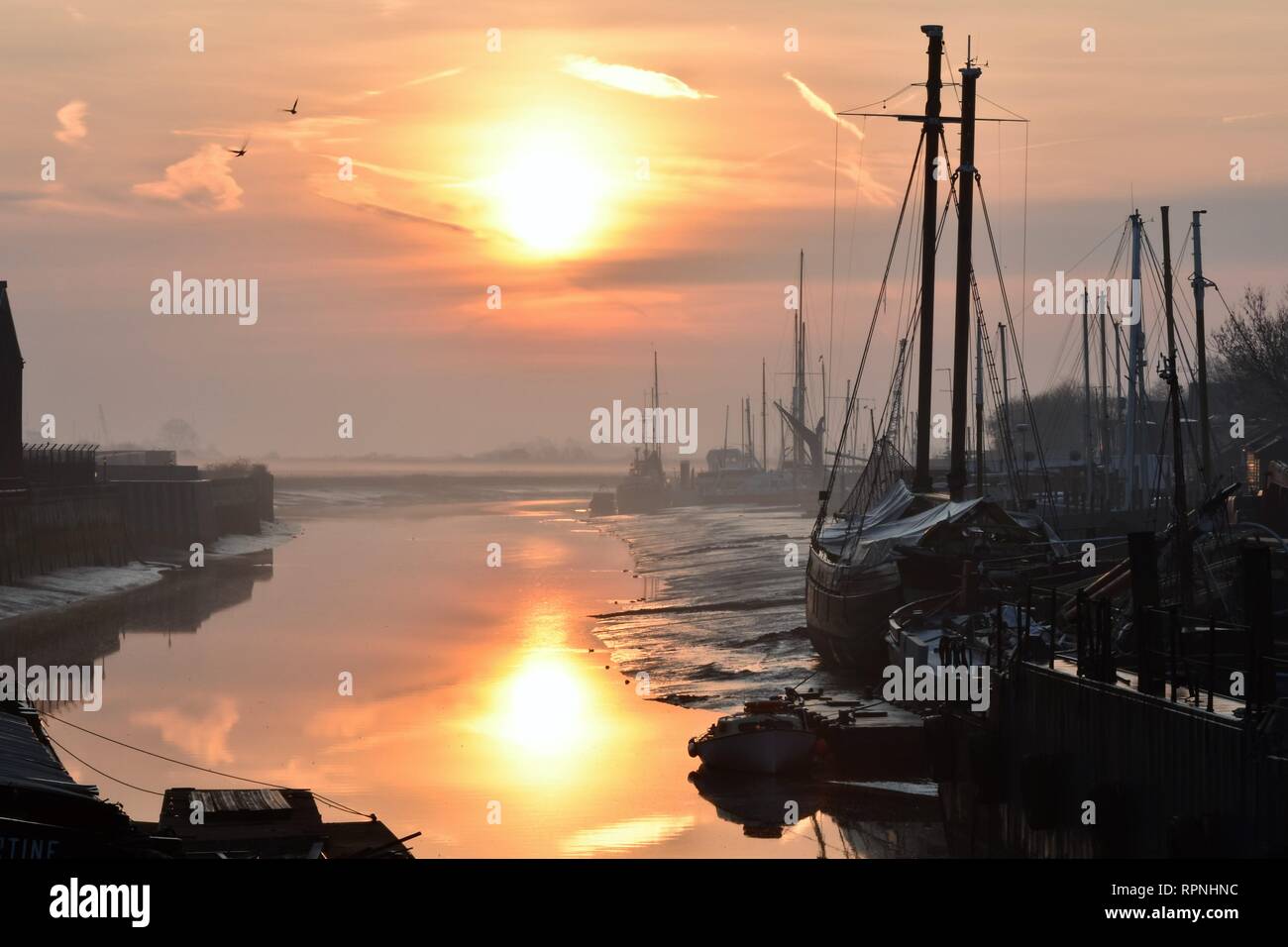 Maldon essex riverbank hi-res stock photography and images - Alamy