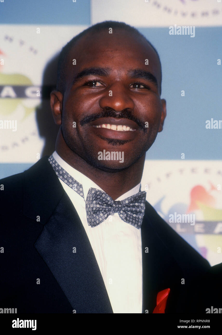 HOLLYWOOD, CA - JANUARY 16: Professional Boxer Evander Holyfield ...
