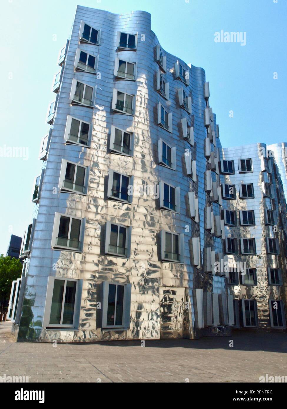 Silver Gehry building in Duesseldorf at the Media harbor, interesting ...