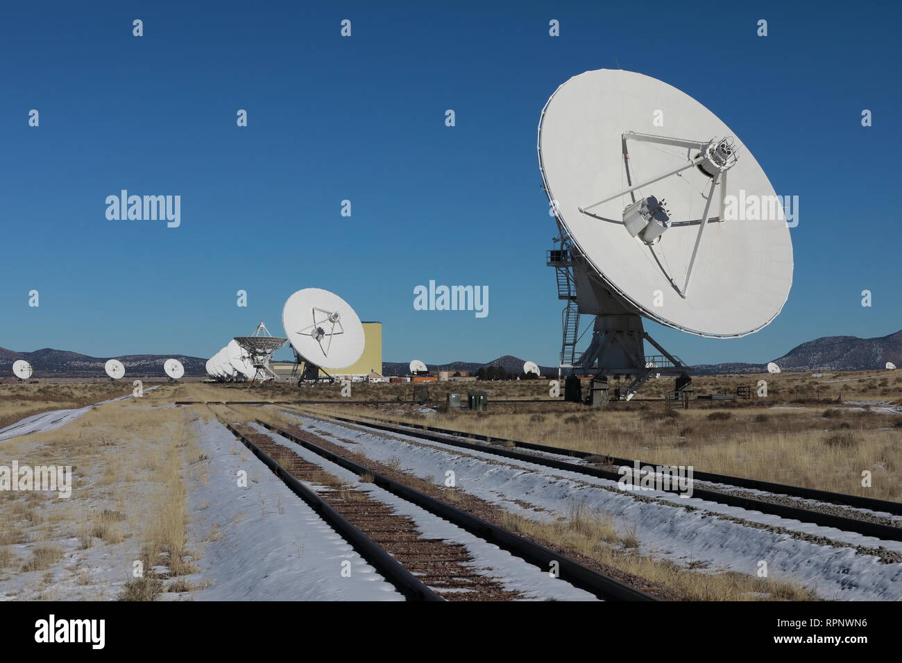 Radiotelescopes at the Very Large Array, the National Radio Observatory ...