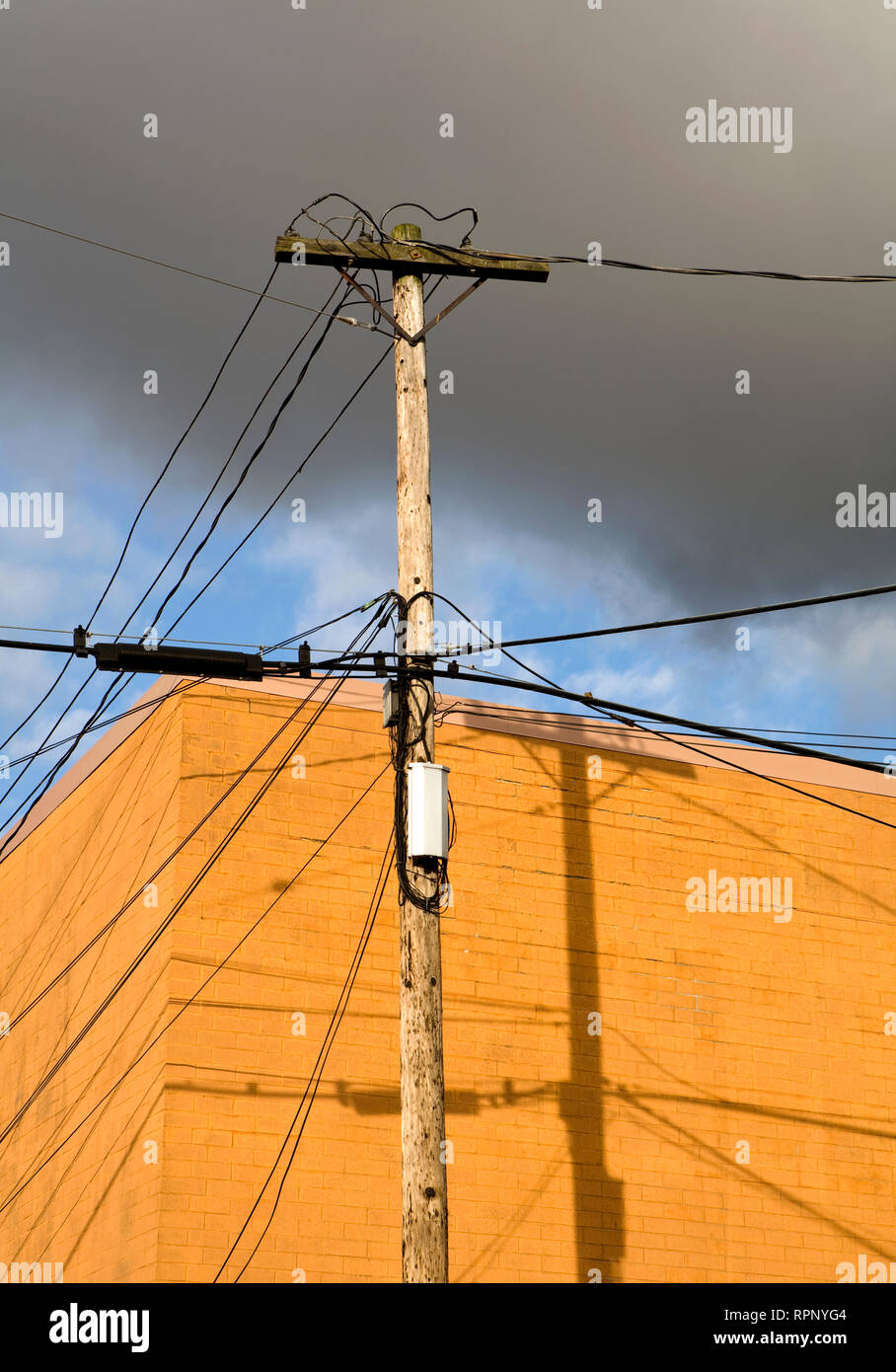 Low angle utility pole hi-res stock photography and images - Alamy