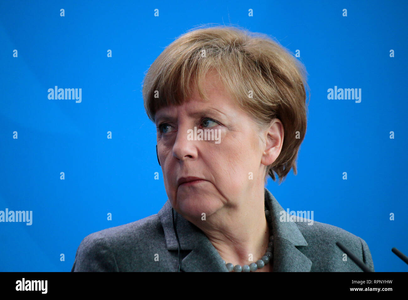 Merkel raute hi-res stock photography and images - Alamy