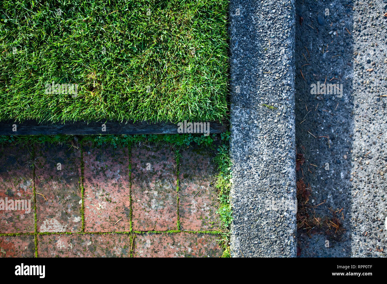 Sidewalk, Street Curb and Grass Stock Photo - Alamy