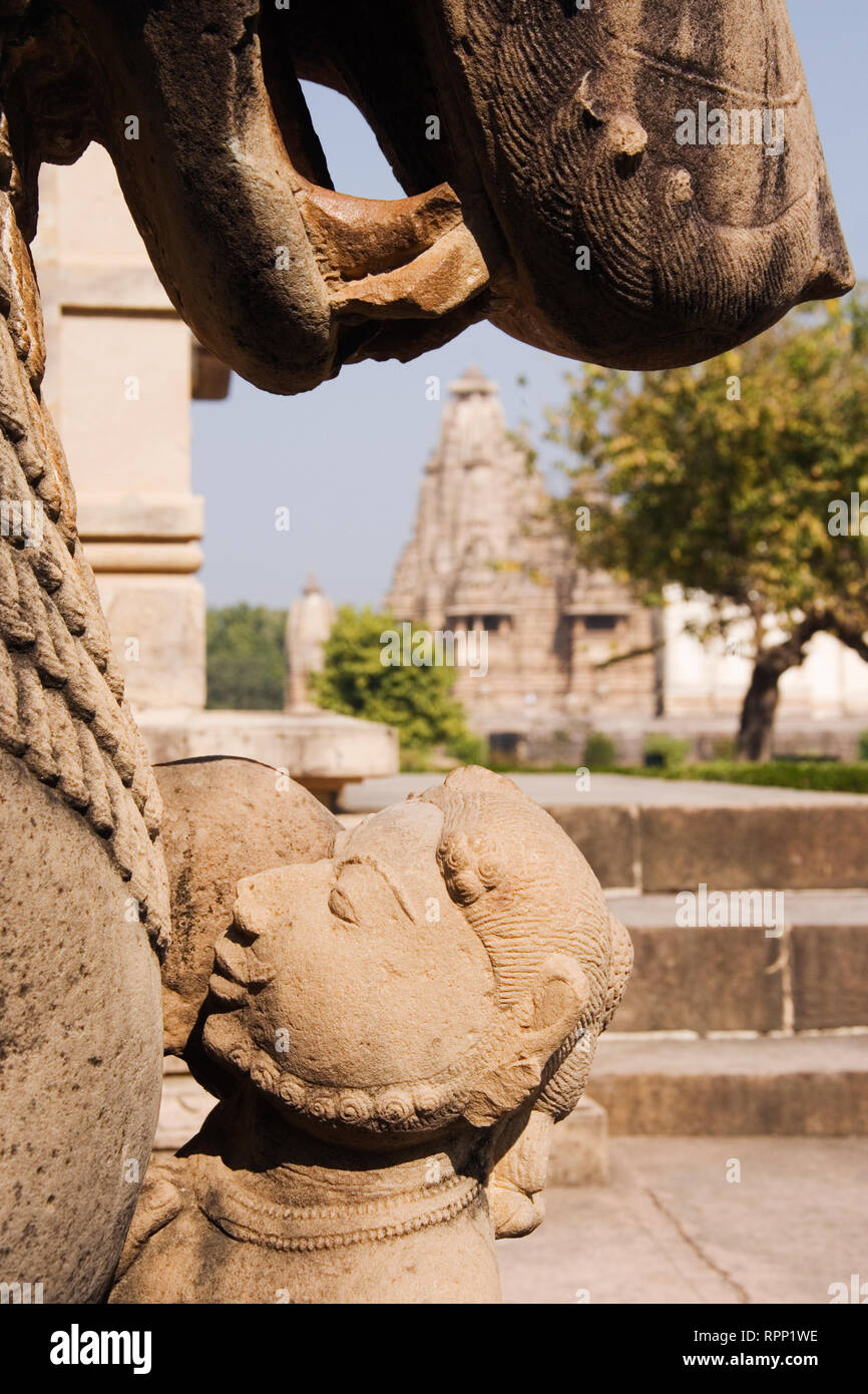Statues in City Scene Stock Photo - Alamy