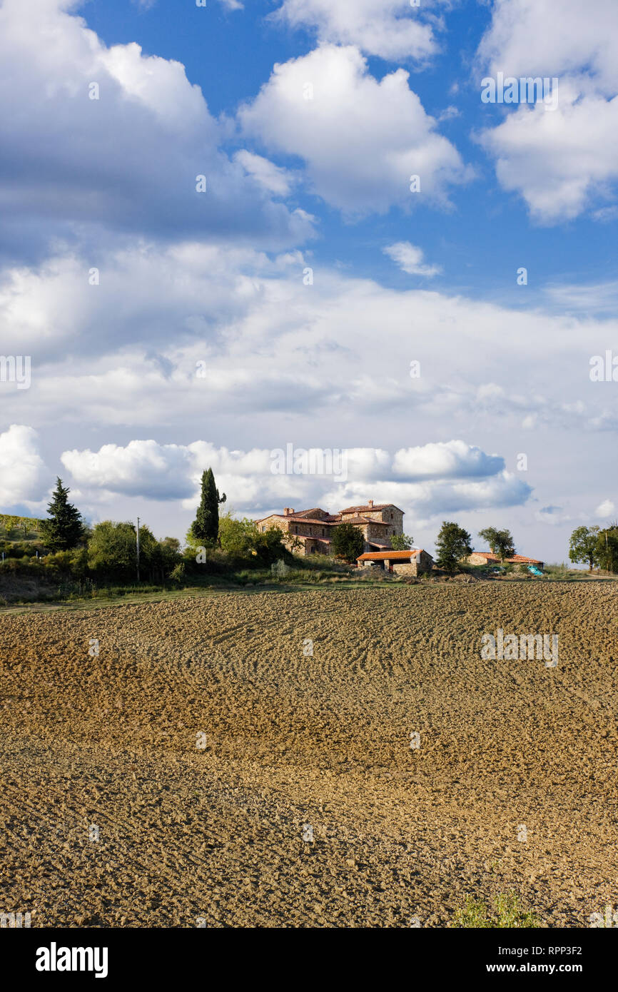 Farmhouse and Field Stock Photo - Alamy