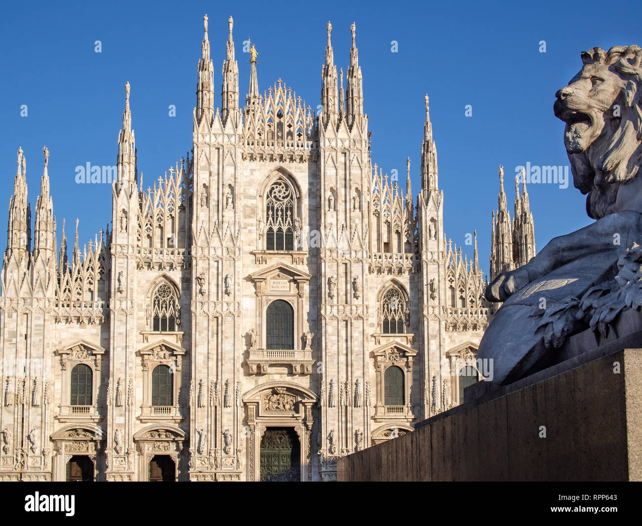 Milan Duomo Statue High Resolution Stock Photography and Images - Alamy