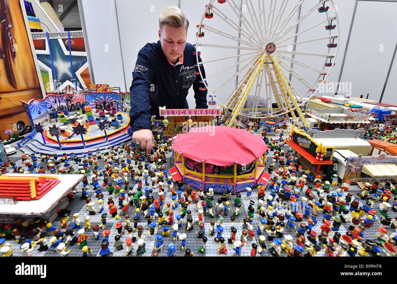 Erfurt, Germany. 22nd Feb, 2019. Max Herrmann, model builder from ...