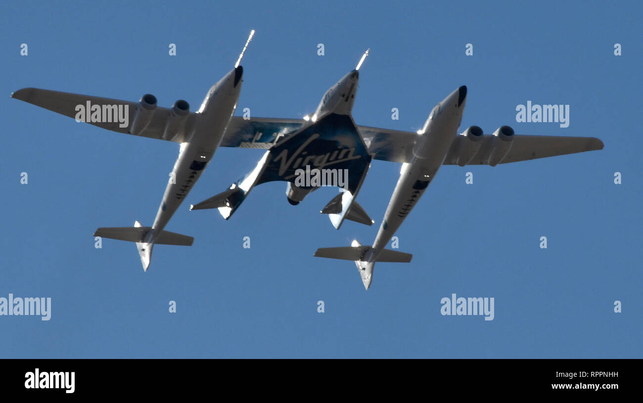 Spaceshiptwo hi-res stock photography and images - Alamy