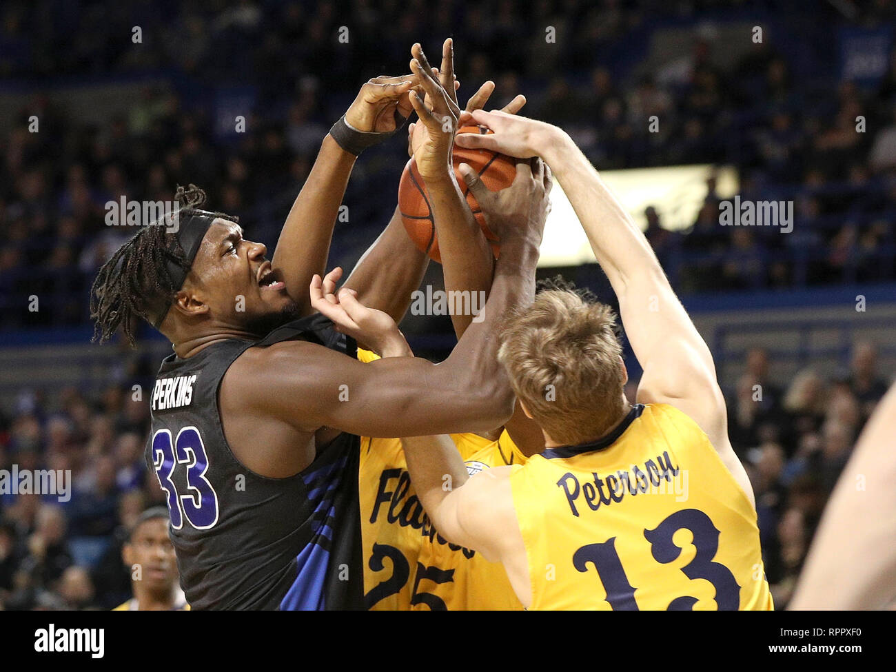 N 33 22 25 hi-res stock photography and images - Alamy