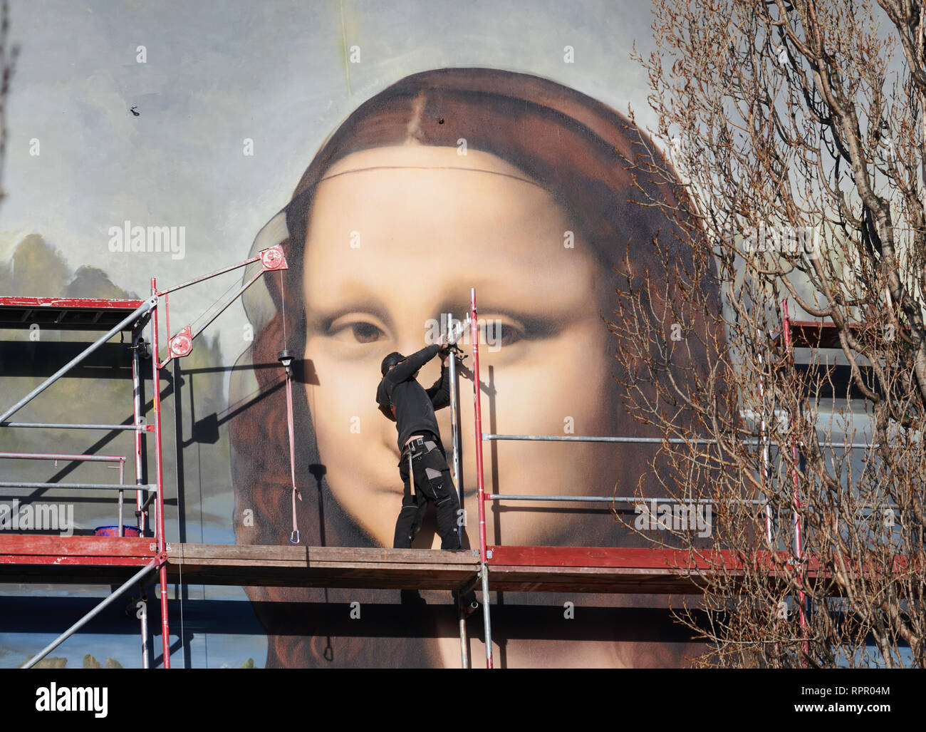 Leonardo da vincis famous paintings hi-res stock photography and images ...