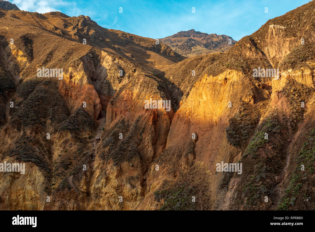 Peruvian landscape hi-res stock photography and images - Alamy