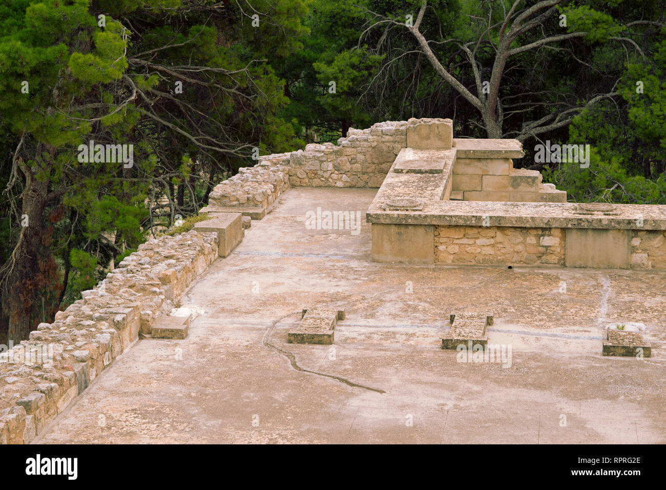 Fragment of antique ruins of Minoan Knossos Palace. Heraklion, Crete ...